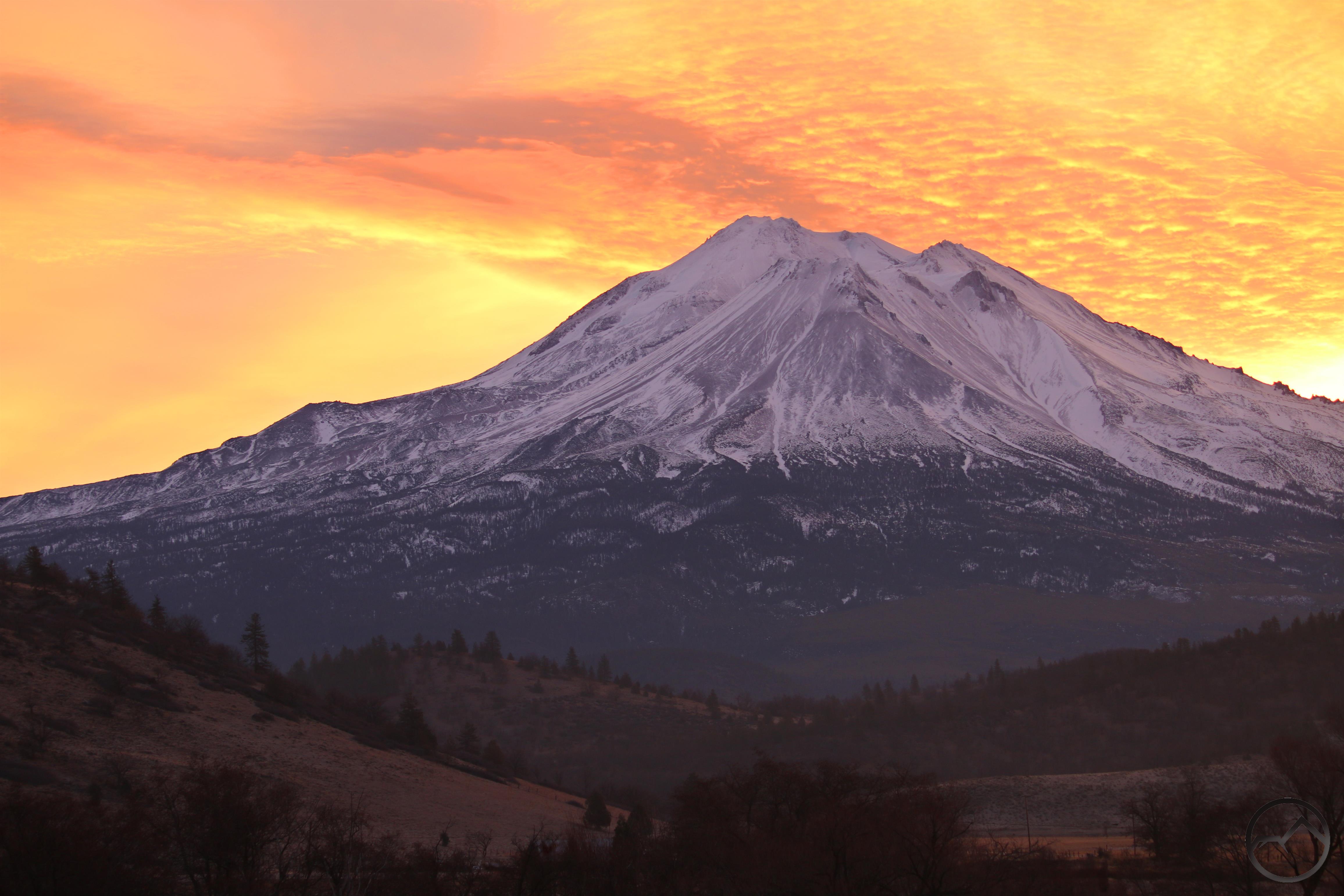 In The Shadow Of Aurora | Hike Mt. Shasta