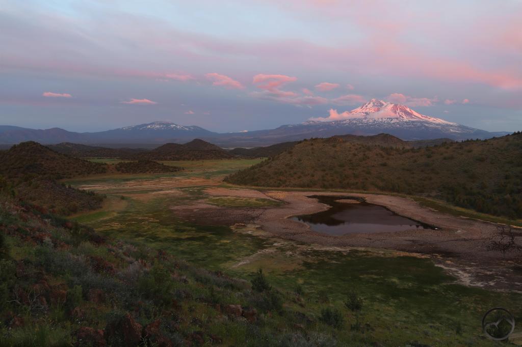 Mount Shasta Spring In Full Swing | Hike Mt. Shasta